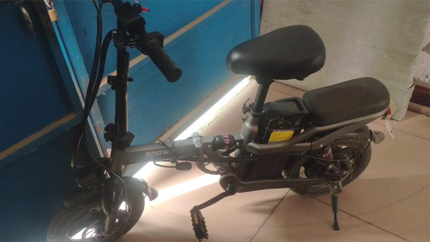 一个能跑160里地的折叠电动车,要铁电池哦