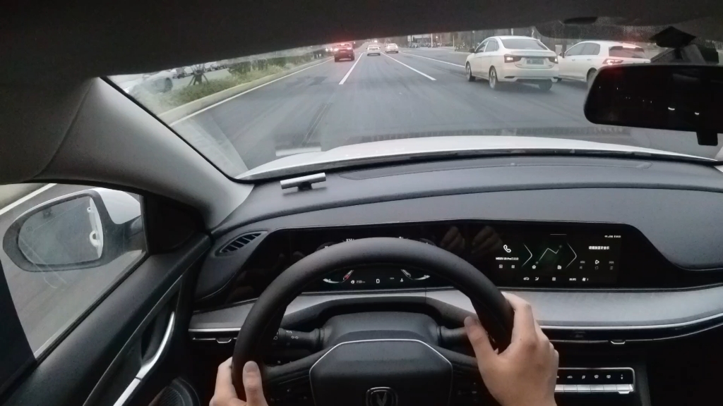弹射下班!2023款逸动Plus第一人称云开车