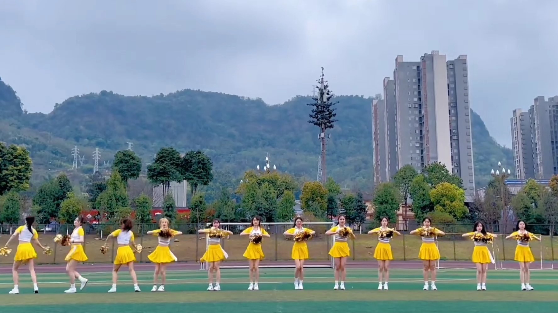 校园运动会开场舞开幕式啦啦操节目《OH》完整版分享#六一汇演#...
