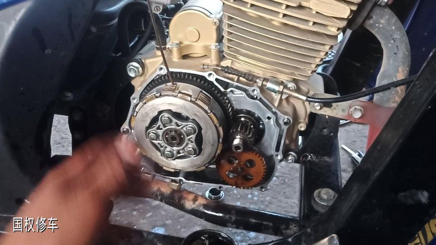 三轮车爬坡无力油门加大车速不高,把这个东西换掉力气可增加一倍