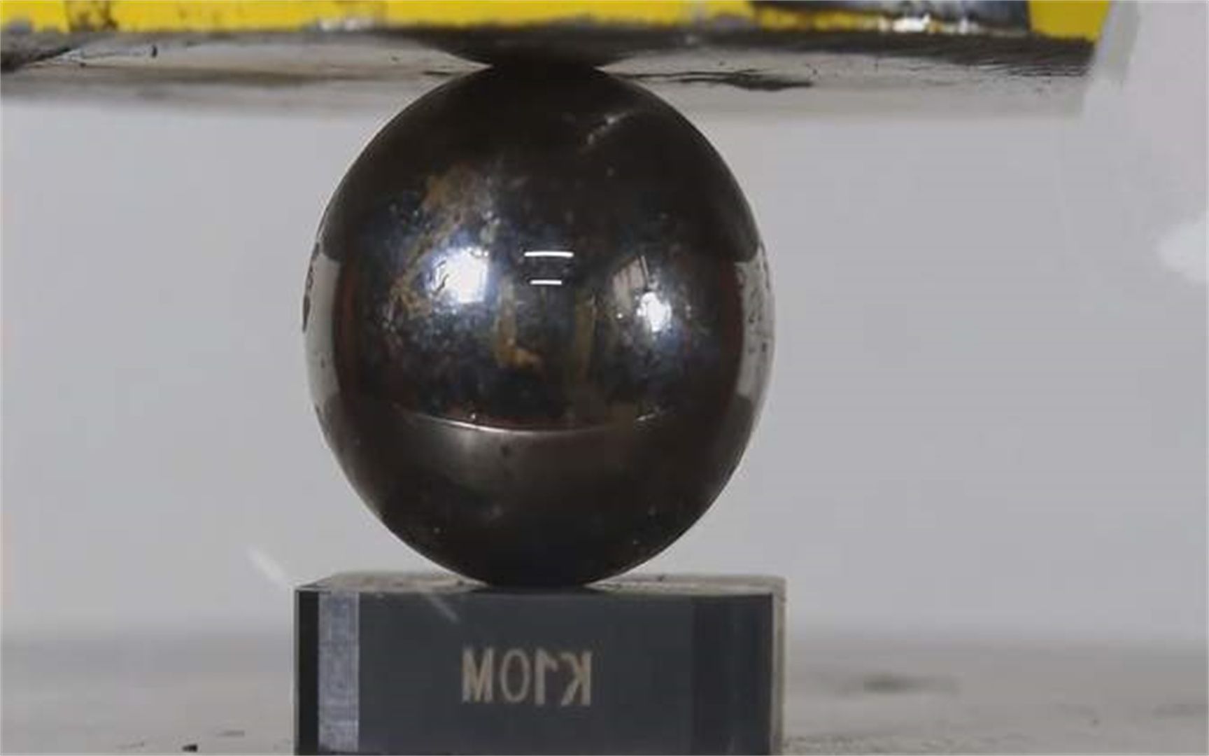 世界上最硬的金属钨,直接干废液压机,硬度到底有多强1