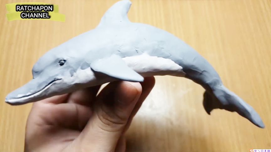 手办:用橡皮泥手工捏一个海豚,这萌萌的样子展现的淋漓尽致
