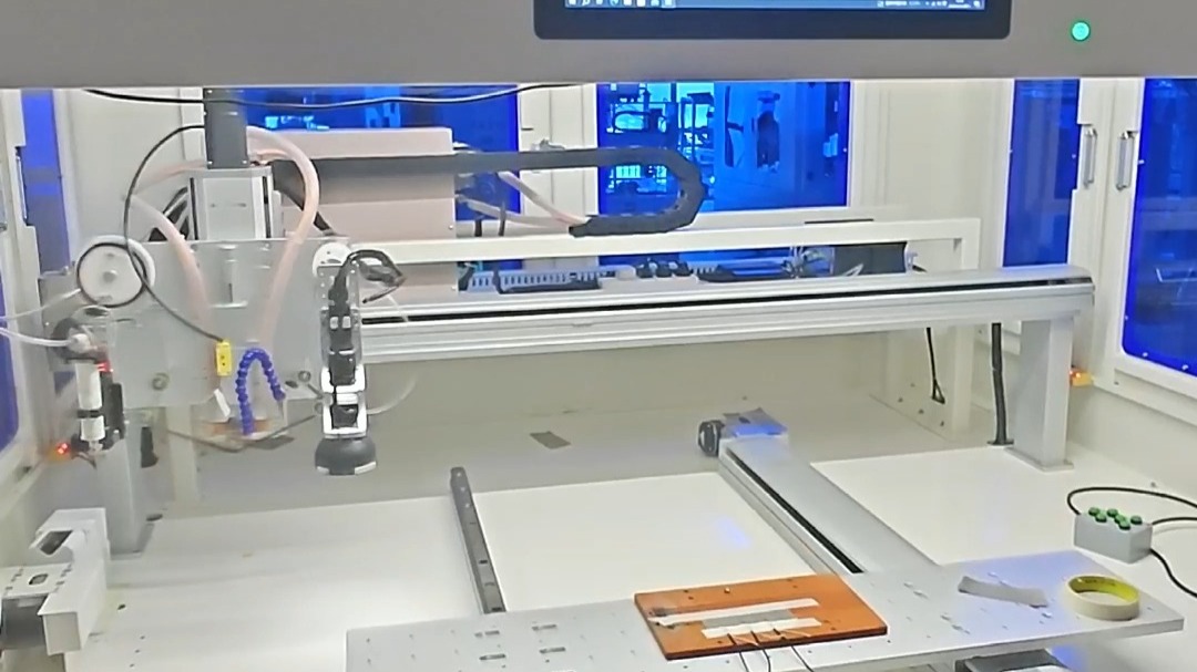 博贝HOD方向盘加热垫导电布压焊机,保证焊接的牢固性和一致性 HOD...