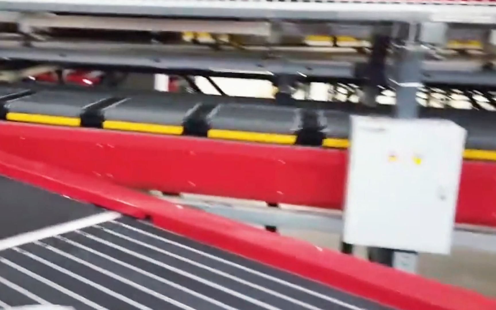 仓储货物高速自动交叉带分拣机厂家自营电商快递物流分拣系统设备