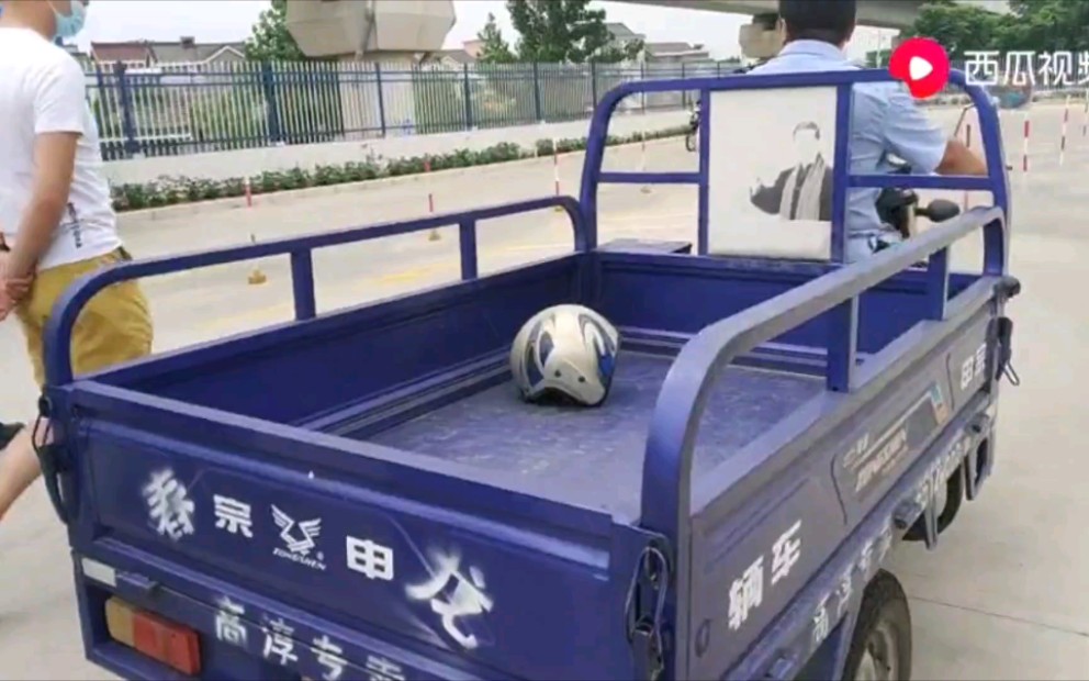 摩托车科目二考试非常好的讲解视频!我是按照这位老师教的,一把就过...