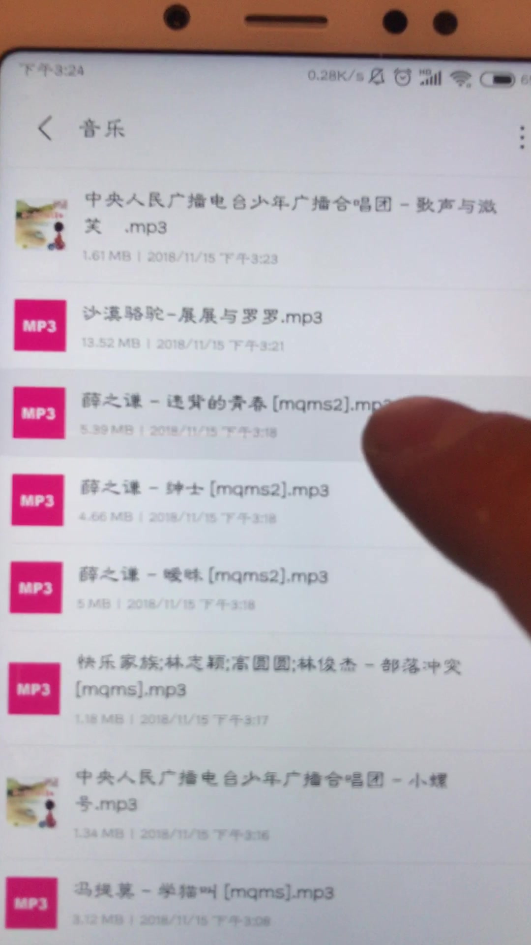 教你怎么用手机连接otg给mp4下载歌曲,用手机给音乐播放器mp3mp4...