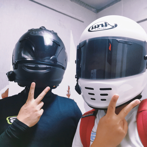 不压弯的秋老师 