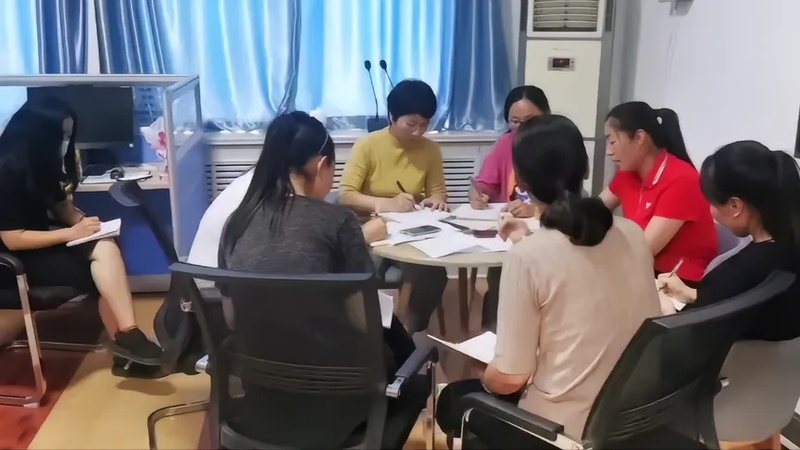 小班老师教研进行时 我要上热门 我要上热门小助手 利津二幼