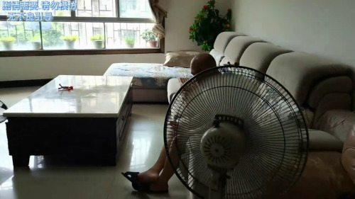 小九月拿我信用卡去消费,没想到我已经改了密码,回家就发火