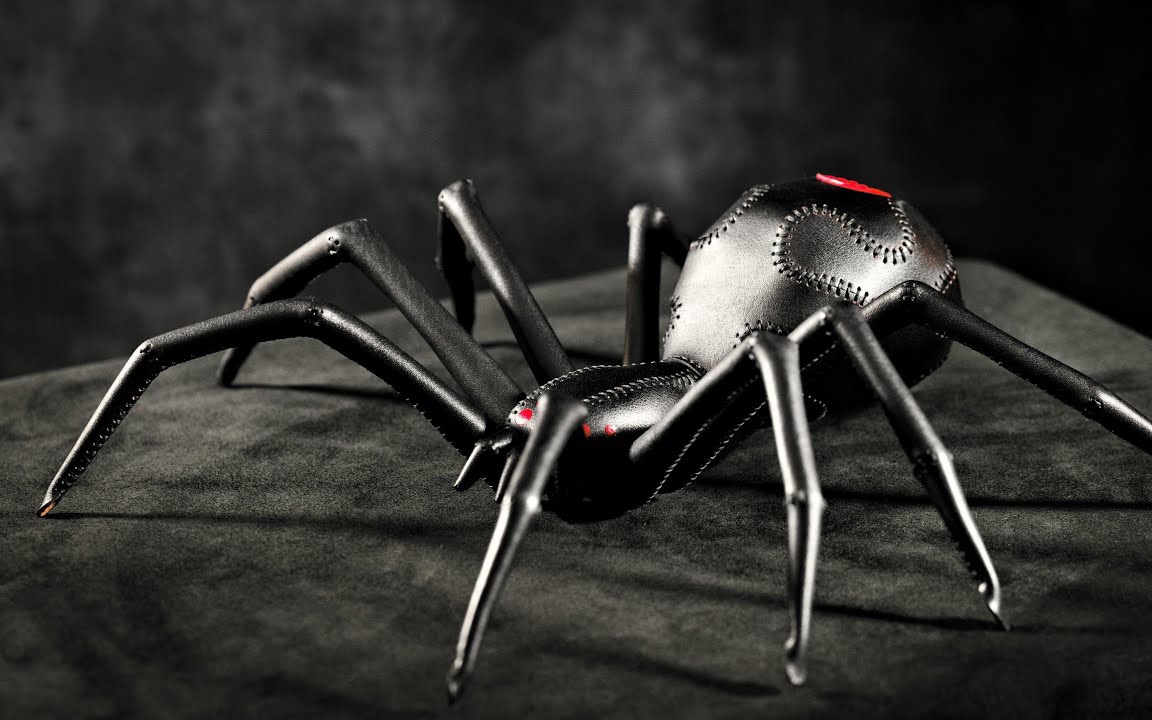 LeatherHub手工制作皮革蜘蛛模型