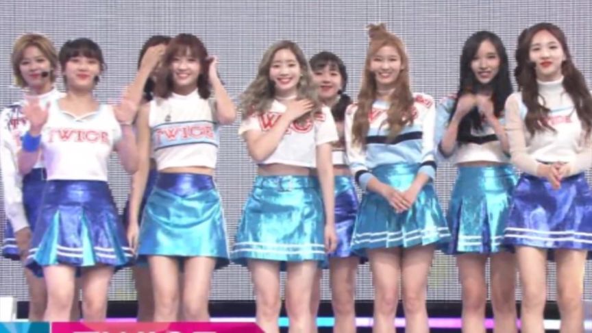 TWICE强势攻日 跳唱《TT》引当地艺人模仿