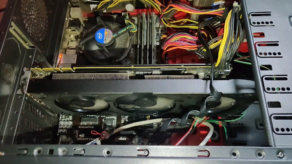 750元买的小影霸1080 用了半年,顺利升级最新版本的驱动