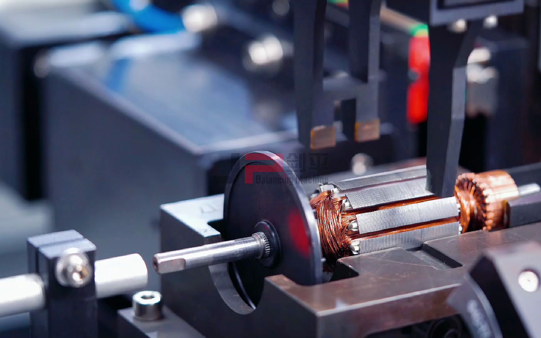 绕线转子全自动平衡机