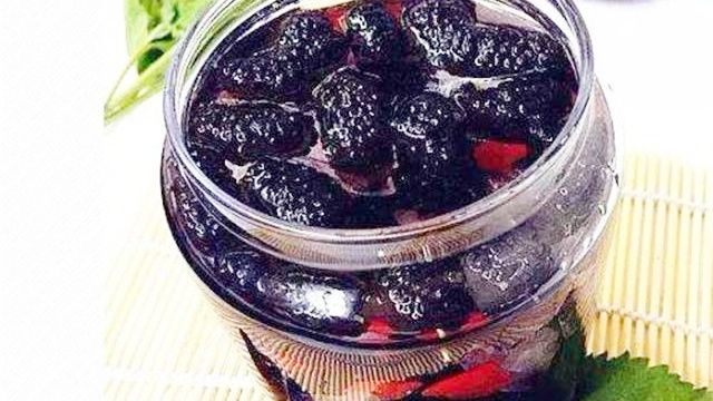 桑葚泡酒,这几大功效不可不知,早知早赚到!