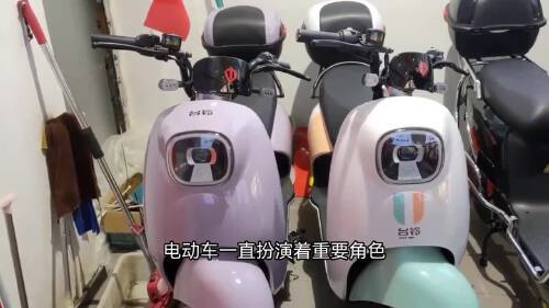 台铃新电动车续航200里,能上牌通勤无忧,长途出行首选!