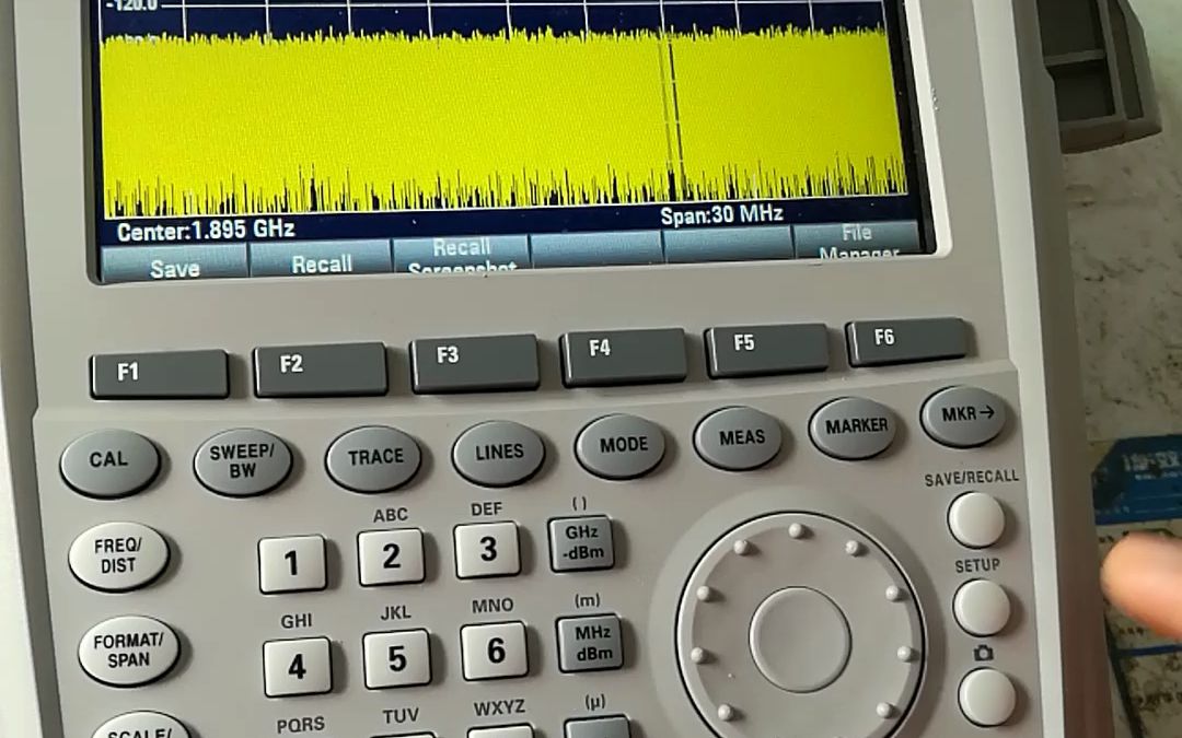 手持频谱分析仪FSH8 ZVH8 FSH4保存数据到USB介质