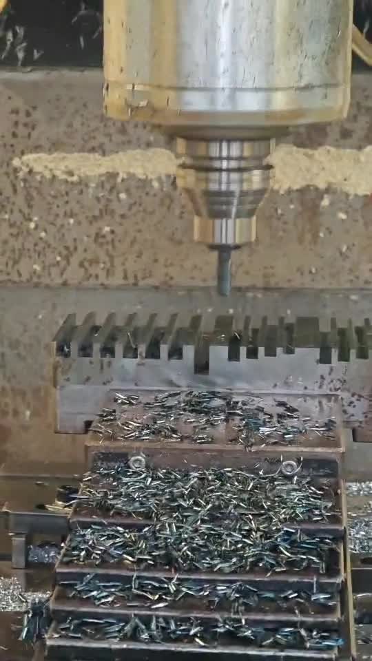 ...2025年钨钢涨幅125%,硬质合金刀具价格涨幅20%~50%,机加工老板...