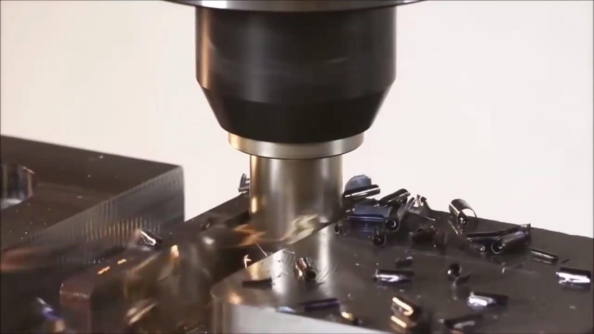 加工中心上的粗重切削,看着带劲(数控,刀具 )