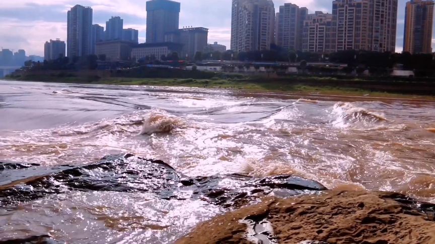 人生大部分人是逆水行船江浪翻滚,那有什么顺水推舟一帆风顺