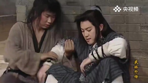 进客栈都不让进,老白气坏了,大骂众伙计白眼狼丨武林外传