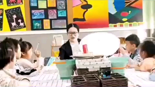 幼儿园公开课|大班美术《爱美的小花伞》 今日上课有感 幼儿园一等奖...