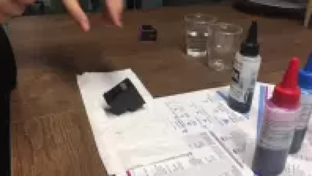 803黑色墨盒加墨视频