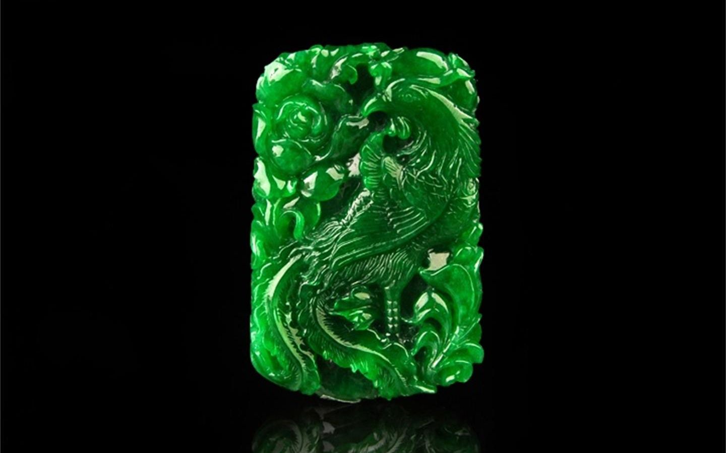什么是帝王绿翡翠?专家教你鉴别真假,让你少走弯路!