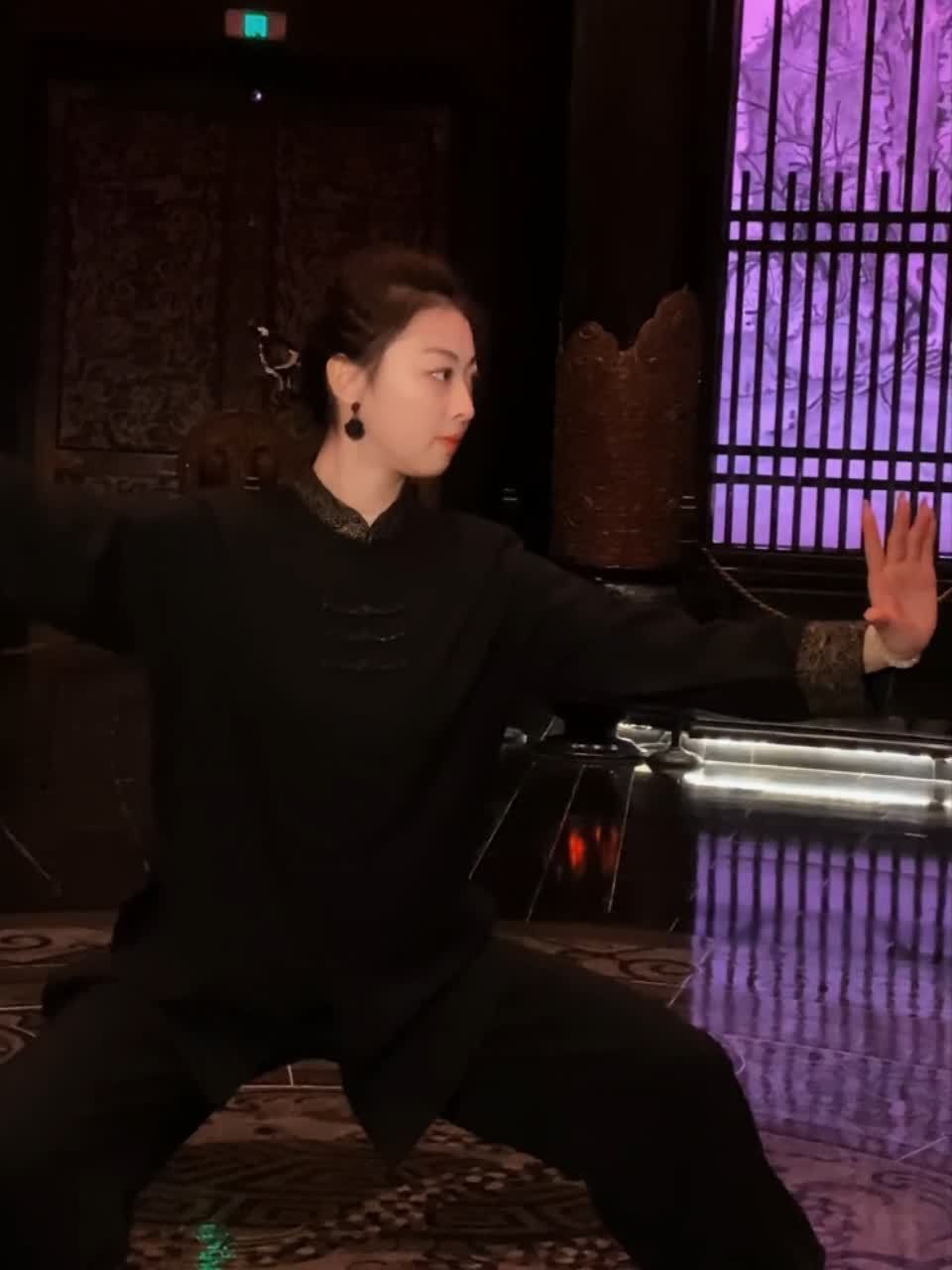 太极是有很多表达方式的,更多的是影响你的思维方式、生活方式 #太极...