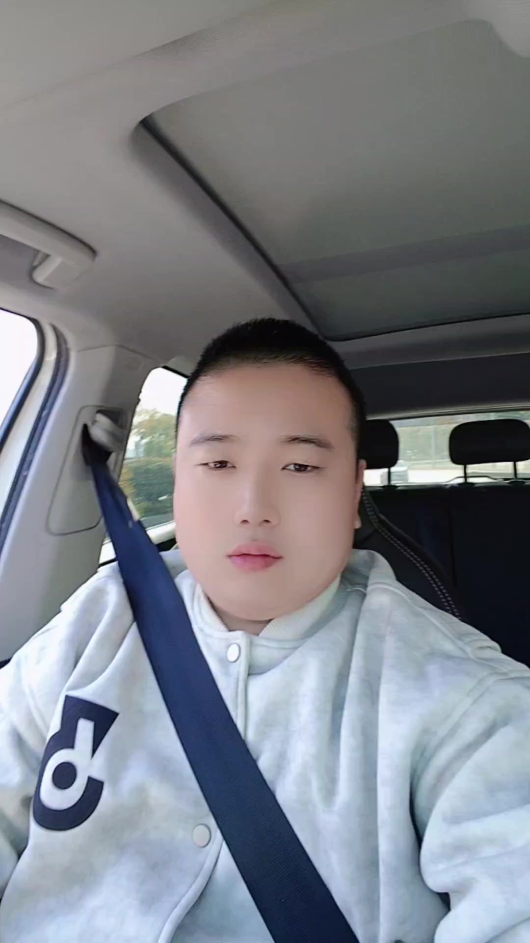 今天是12月1日 新的一天开始,2025年最后一个月 #打工人 #专业的事...