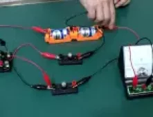 【实验】试题5:连接并联电路并用电流表测量电流