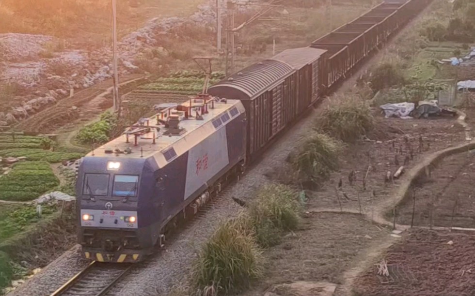 快门一按行车中断?46406次联络线机外停车待避沪昆正线列车