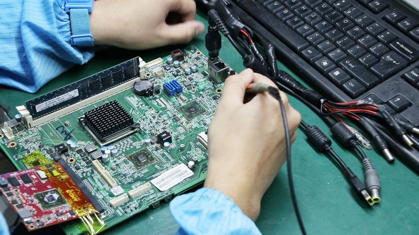 原来可以这么判断一体机电脑是否开机了!不用液晶屏也能知道!