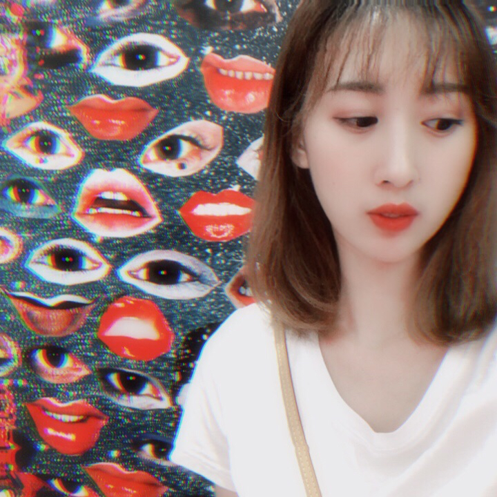 每天都要开心的momo 