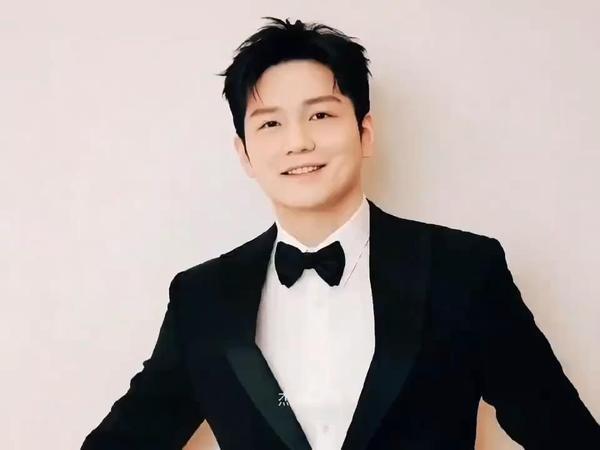 樊振东的世界是孤独的,樊振东一路的艰辛和委屈配得上他的成就