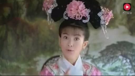 《还珠格格之燕儿翩翩飞》小燕子把在外学的东西拿到了课堂上