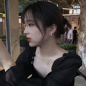白茶与鹿麋 