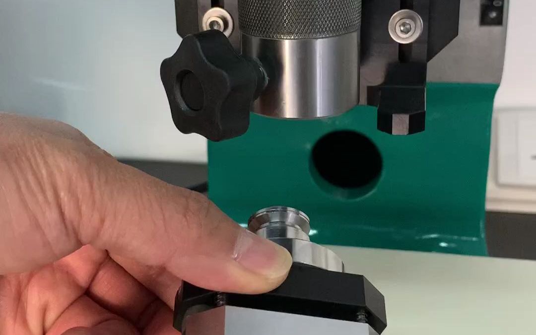 进口橡胶哑铃刀安装讲解 进口橡胶拉伸试样切刀 小尺寸哑铃刀