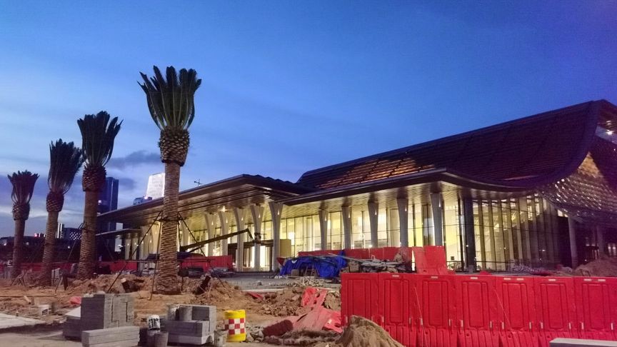 距深圳特区成立40周年不足60天,前海国际会议中心能如期竣工吗?