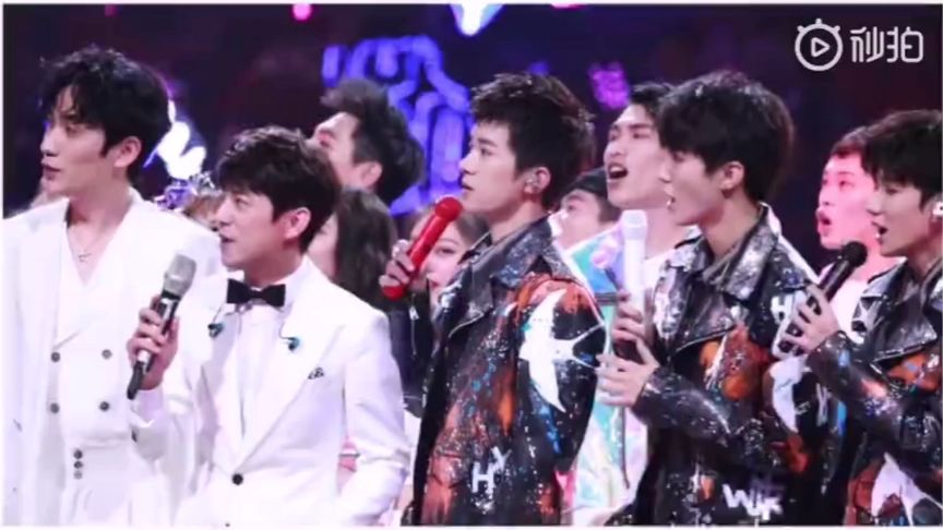 易烊千玺湖南卫视跨年倒计时