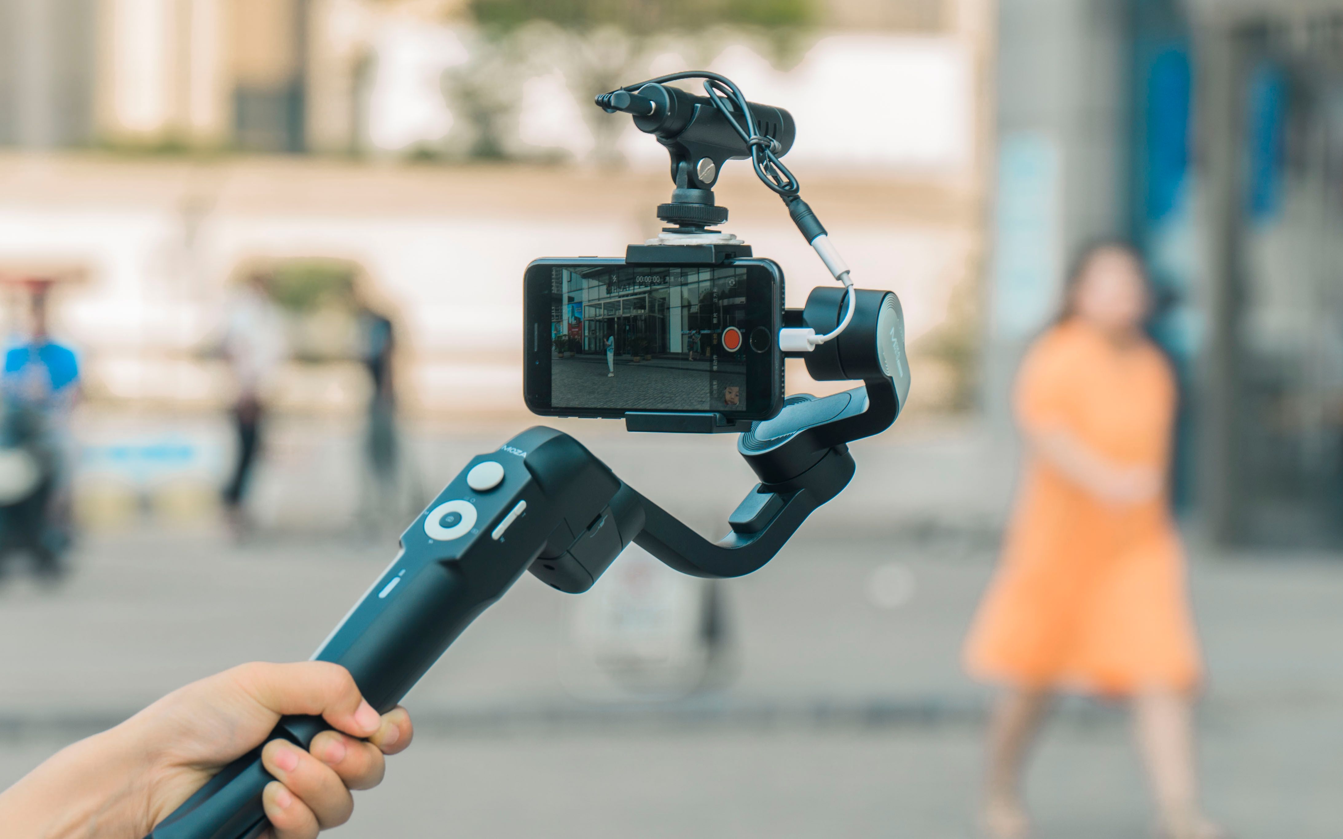 【第140期】手机稳定器不能固定麦克风?我是这样解决的