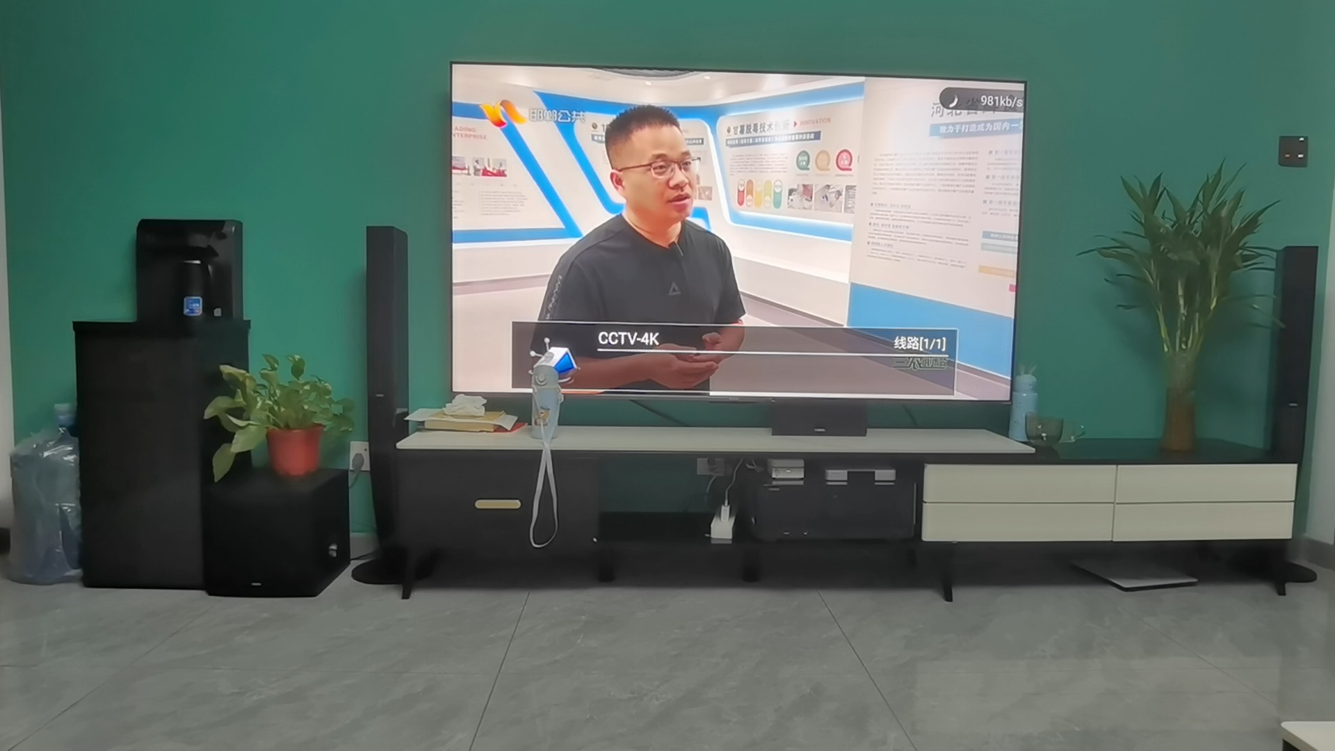 新买的小米电视为什么播放电信IPTV直播源不支持原生播放器,反而我...