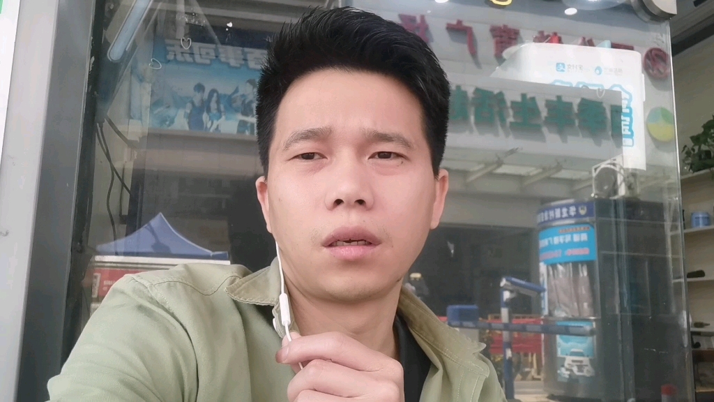 办理营业执照太简单了,一部手机十分钟搞定,什么都不用