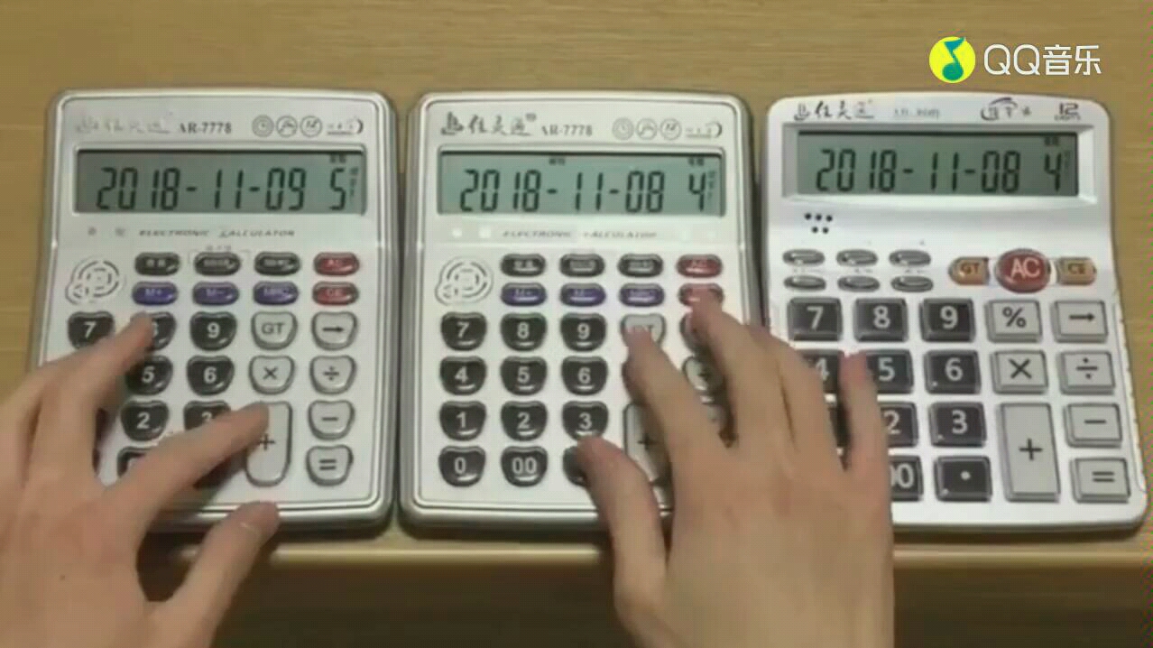 用计算机演奏名侦探柯南,我不知道这个人是怎么学会的。