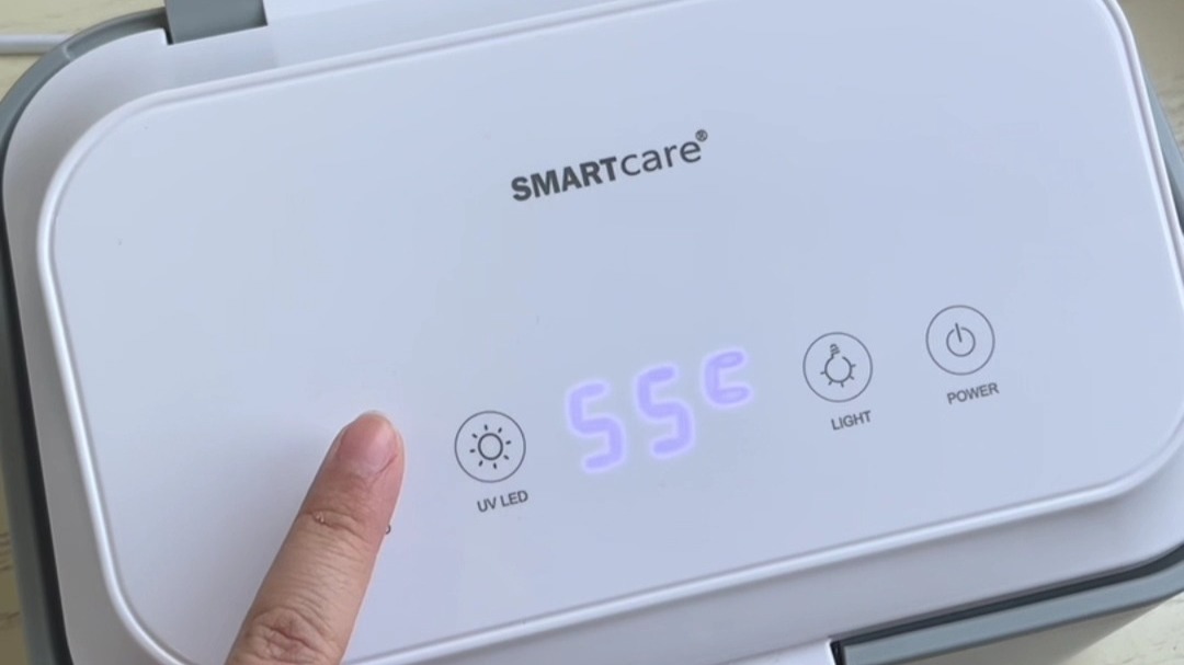 姐妹们帮我看看。这是湿巾加热器,还是便携奶瓶烘干机?