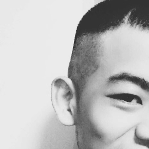 小高嘚啵嘚 