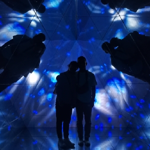 草莓布丁味的烤肠 