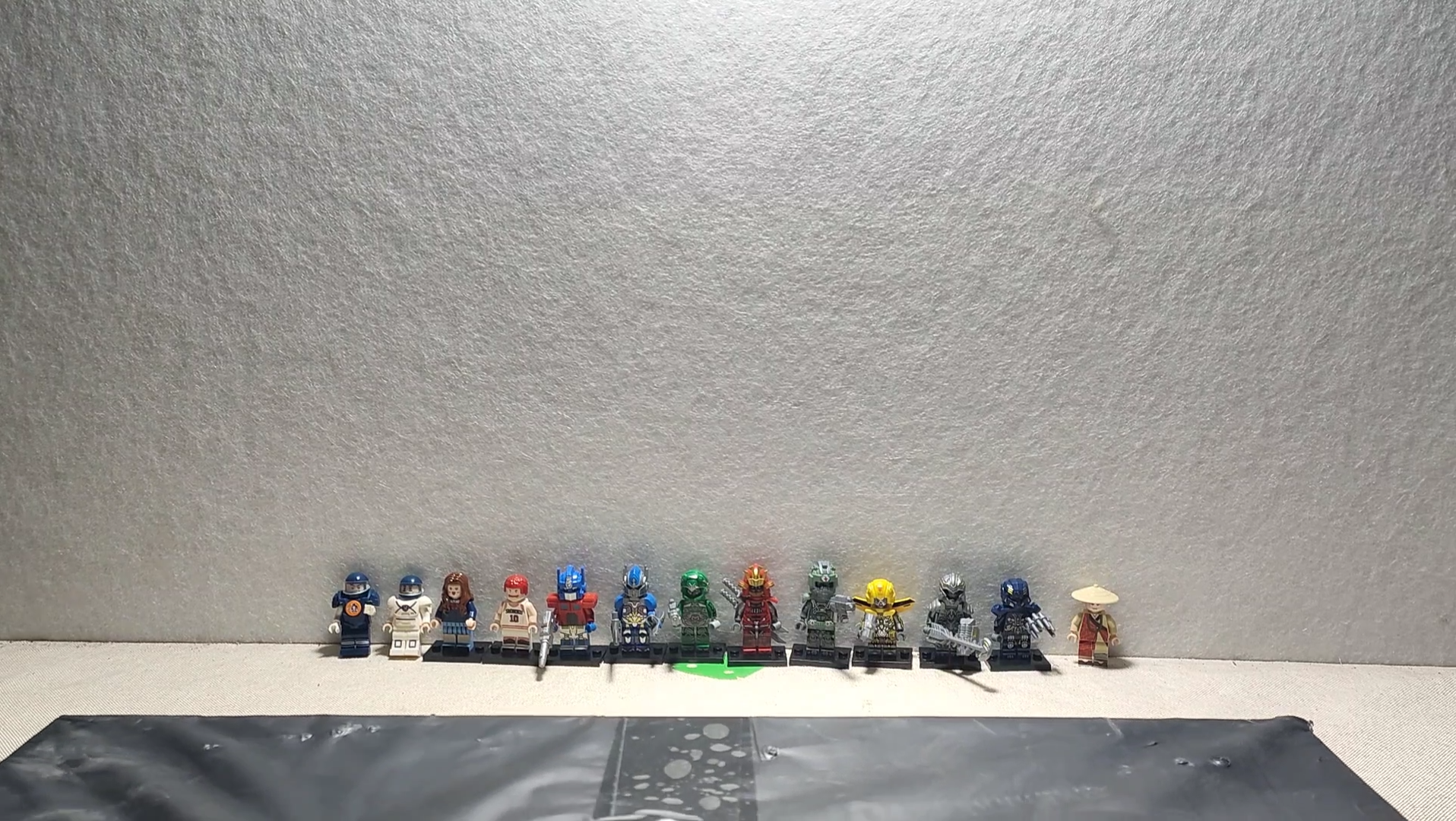 新到手的小鲁班机甲积木开箱