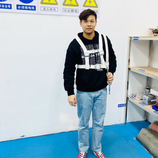 90后的鸿仔 