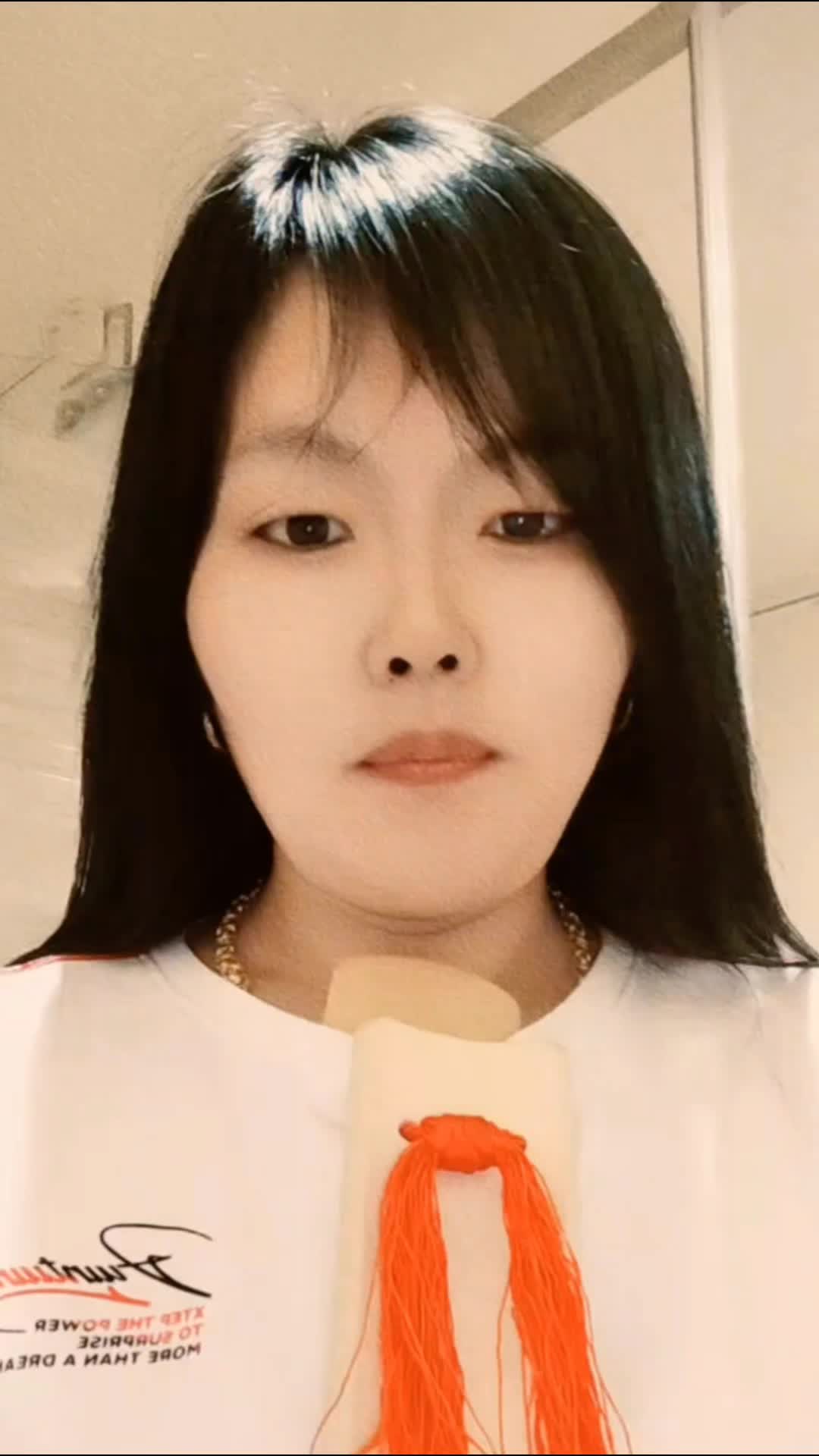 ...十五月亮十六圆,愿你弯腰捡到钱,桂林山水甲天下,在折塞满枕头下#...