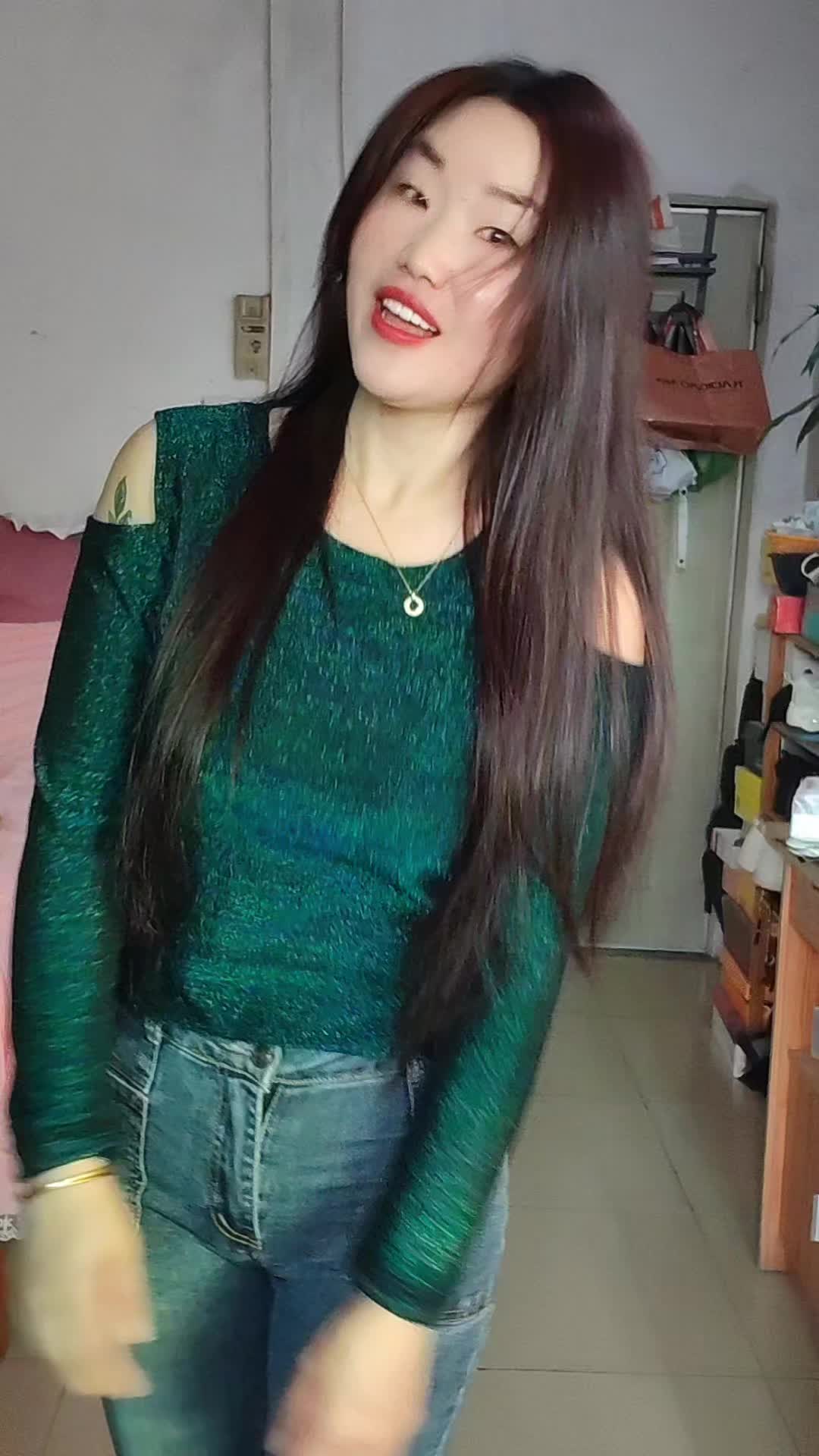 2025年的最后一个月,也是2025年公司给的福利最后一天年假。有一起...